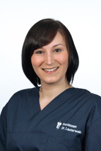 Setzer-Michaela | Zahnarztpraxis Dr. med. dent. Michael Lauterwein